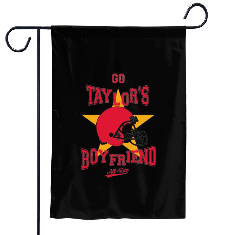 Go Taylors Boyfriend Travis Kelce and TAYLOR SWIFTss inspired fan ...