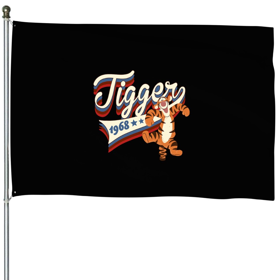 Disney Winnie the Pooh Americana Tigger Collegiate 1968 House Flags ...